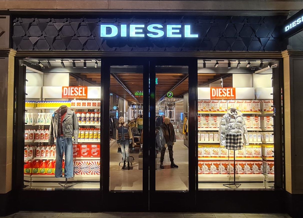 Diesel Super Store - Mega Creative